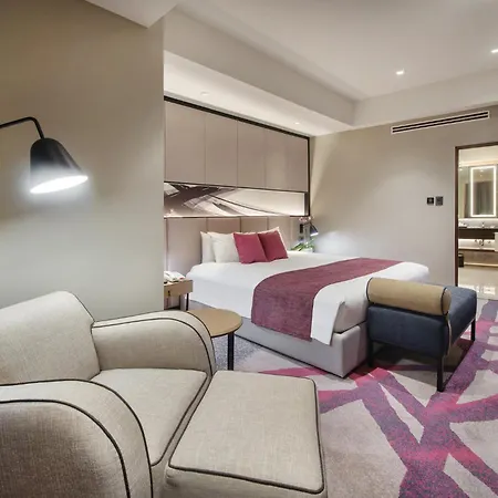 Crowne Plaza Manila Galleria By Ihg Pasig City: 5 star Hotel with a Minimum Price 5039PHP ...